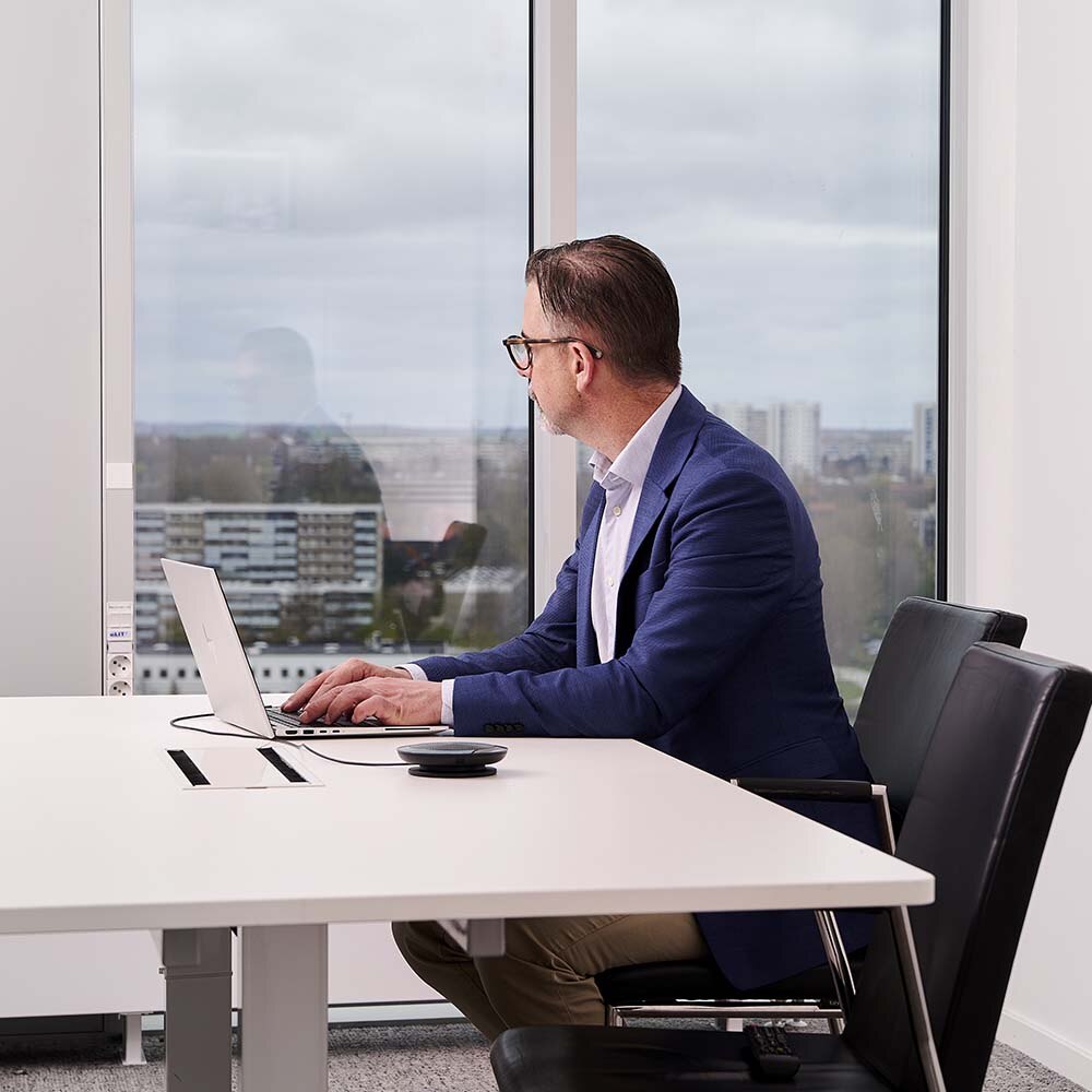 Business Intelligence (BI) | Transform your data management